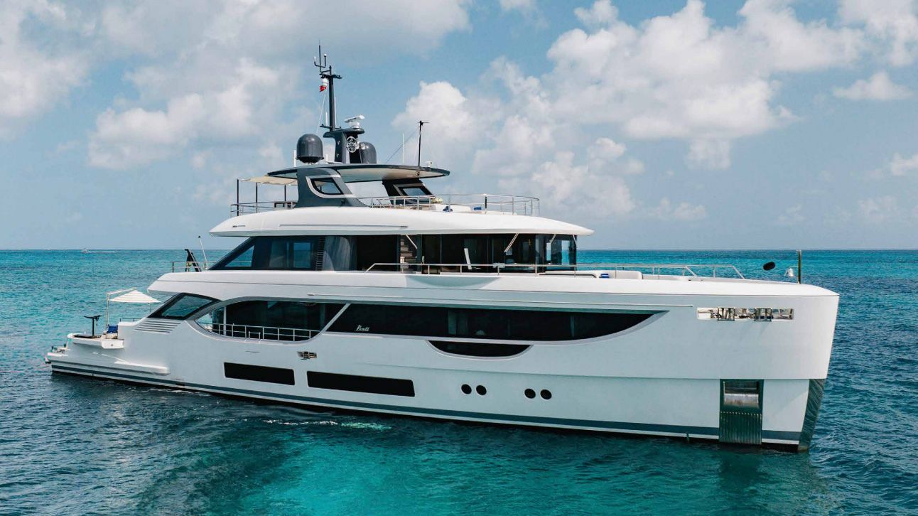 New CA on 34m Benetti motor yacht King's Lair
